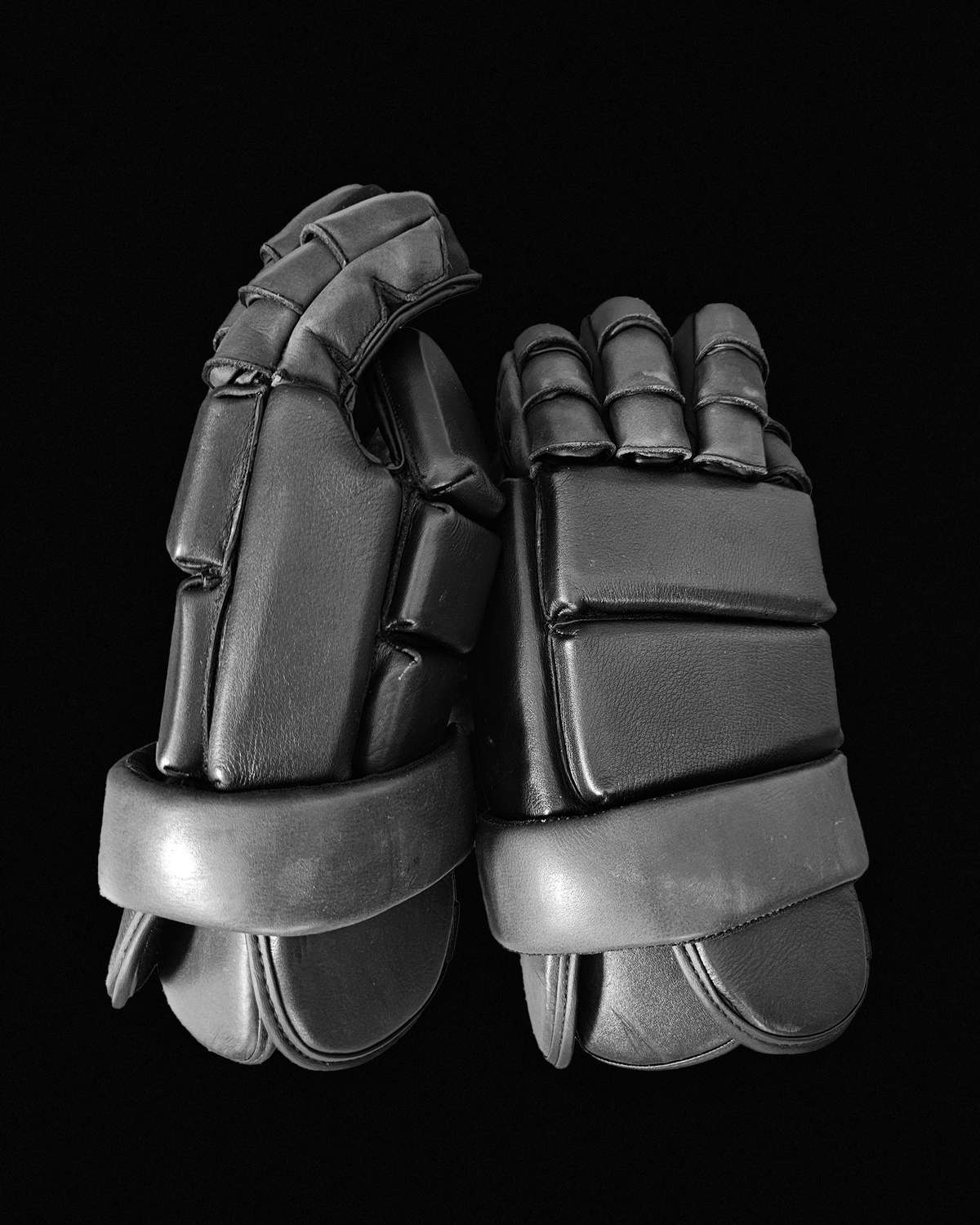 Warrior Gloves | swordshop.ca